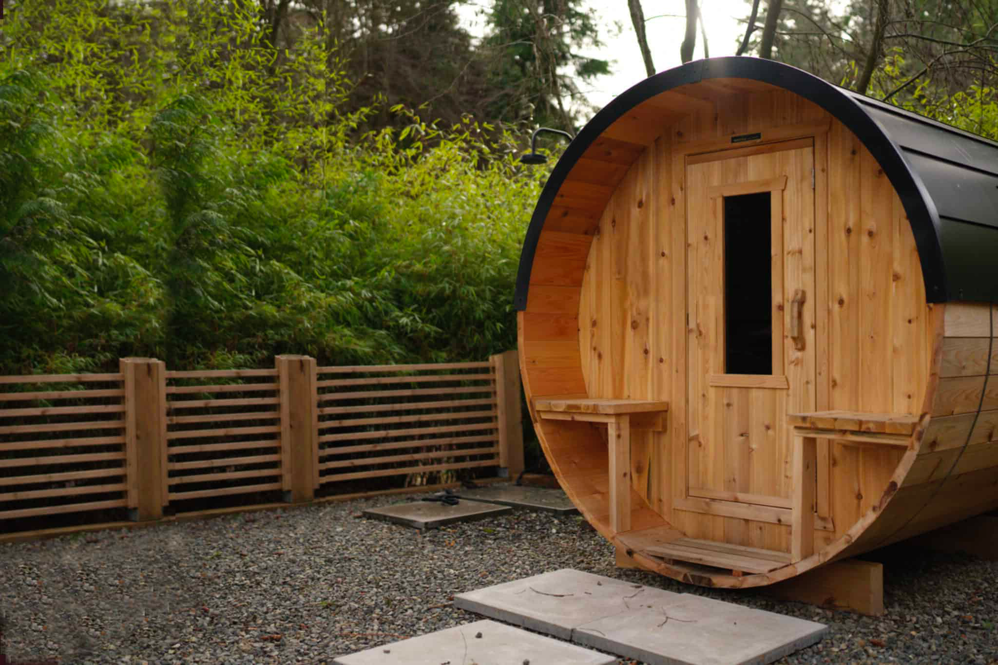 Exklusive Fasssaunas und Premium Saunas aus Fichtenholz